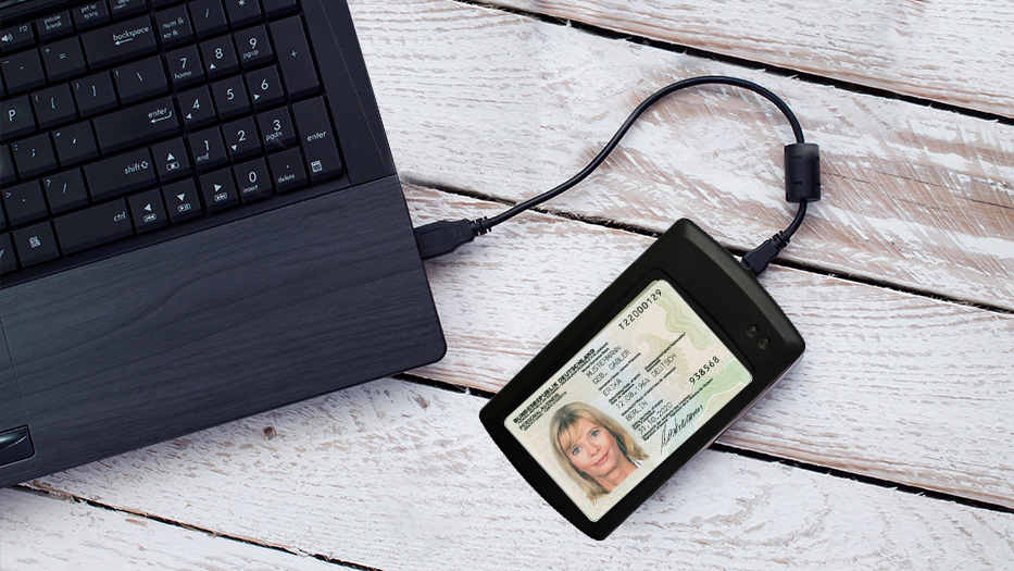 AusweisApp2: USB-Kartenleser für die Online-Ausweisfunktion